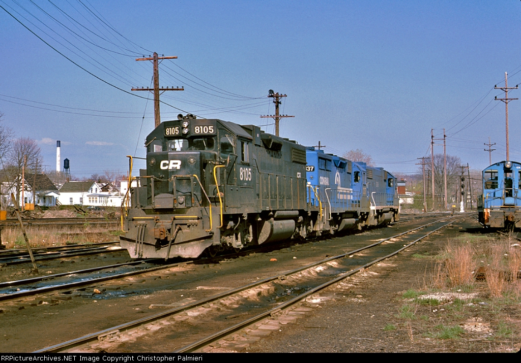 CR GP38-2 8105